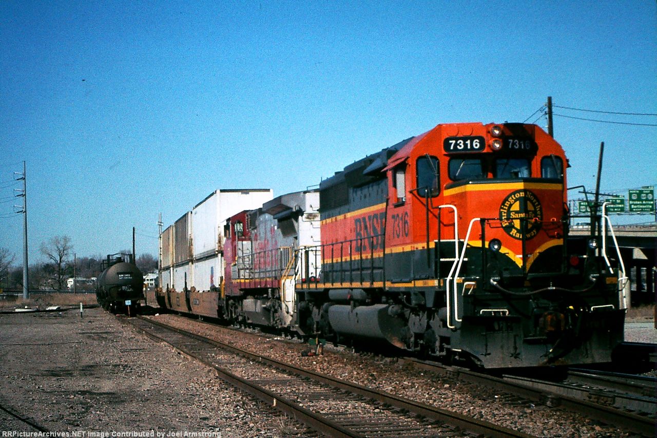 BNSF 7316